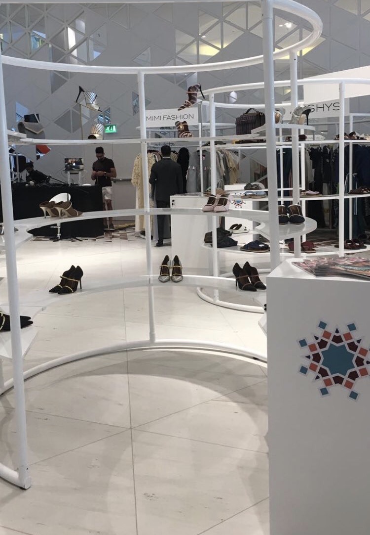 Exhibition Stand Builder Dubai | Mall Kiosk & Shop Fit-out contractor